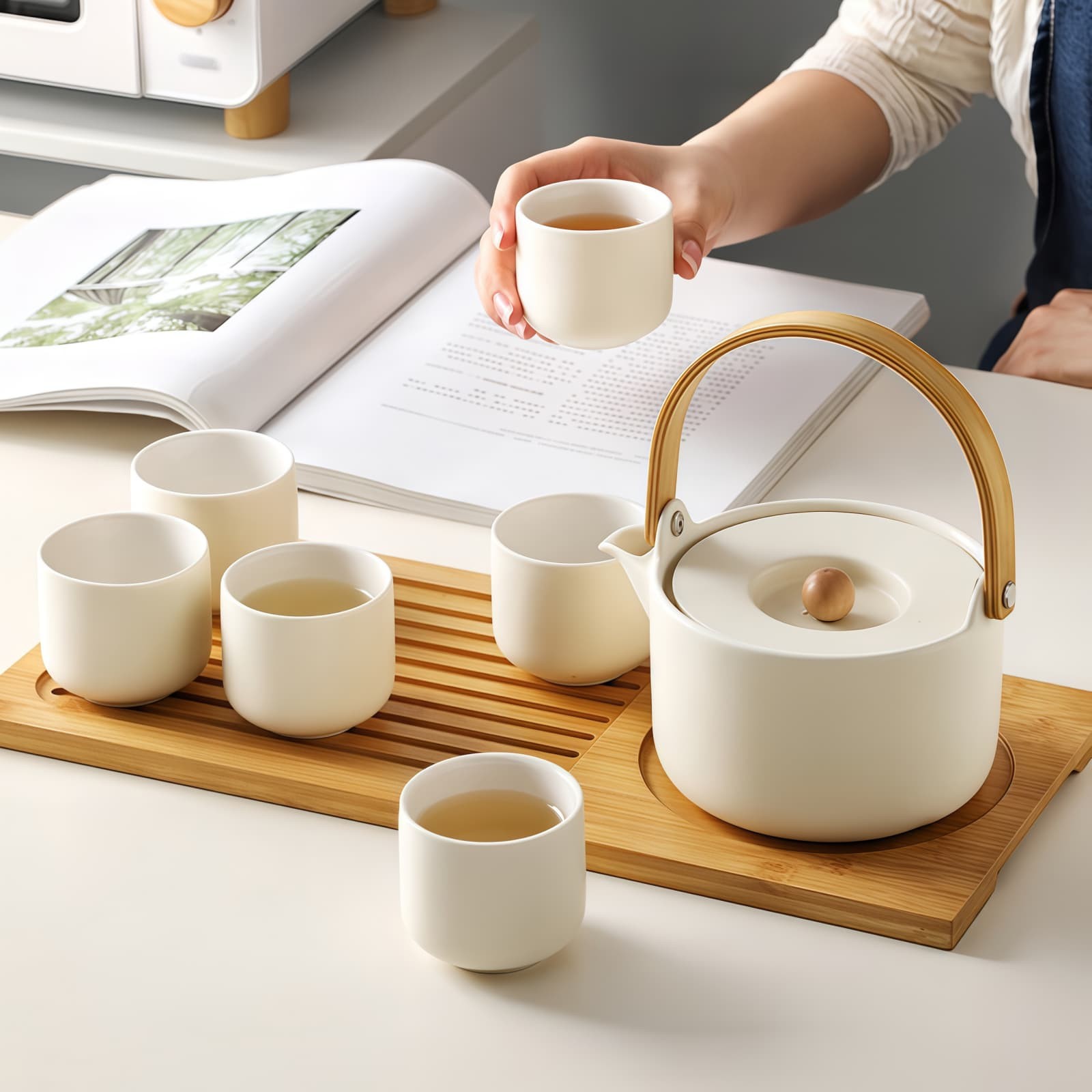 Cream Modern Japanese Ceramic Tea Set With Lifting Handle & Tray