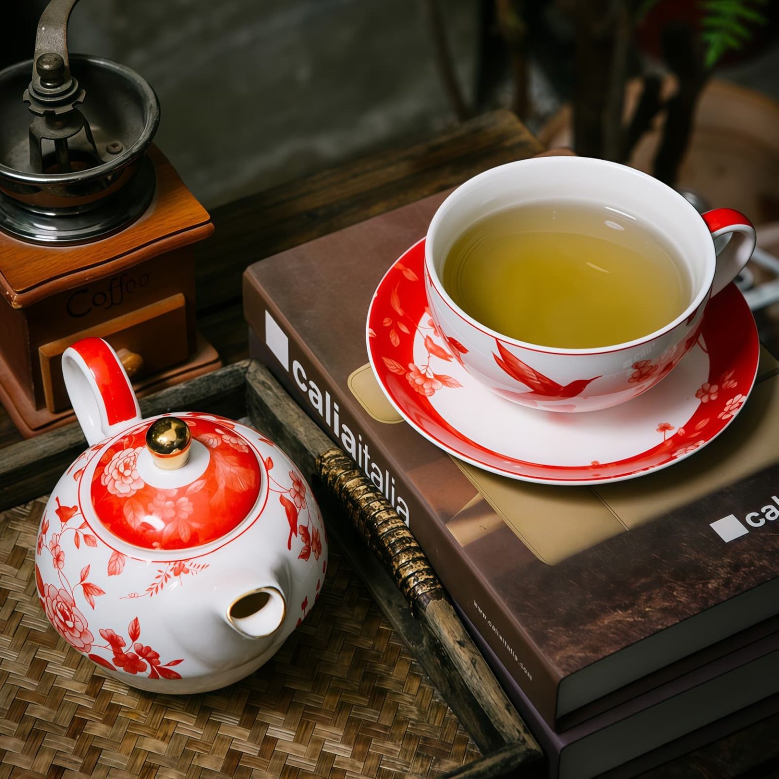 Juego De Té Individual De Porcelana Peonía Roja Con Pomo Dorado